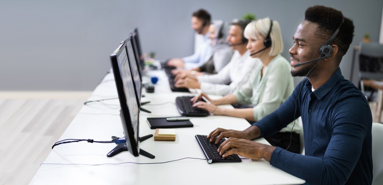 Apprentice Customer Service Advisor | Just Travel Cover